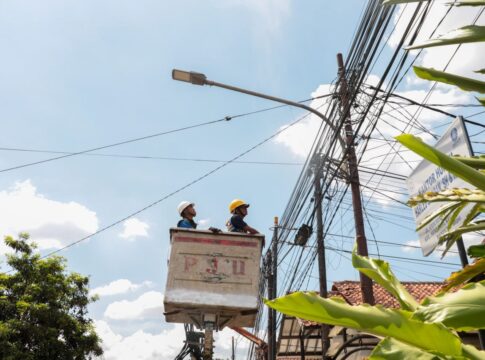 Bandung Tawarkan Proyek PJU Rp426 Miliar untuk 21.000 Titik Baru ...