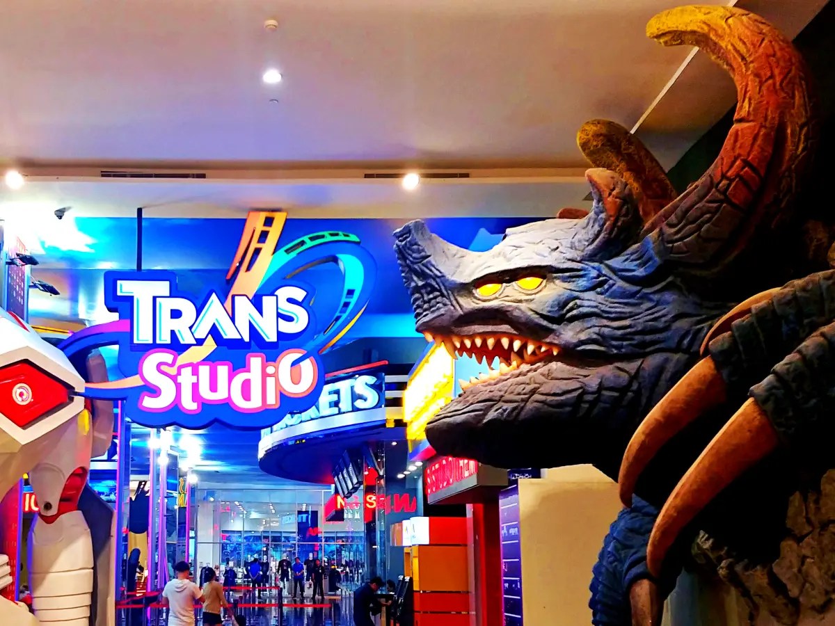 Trans Studio Bandung: Pacu Adrenalin Dengan Wahana Indoor Kelas Dunia ...